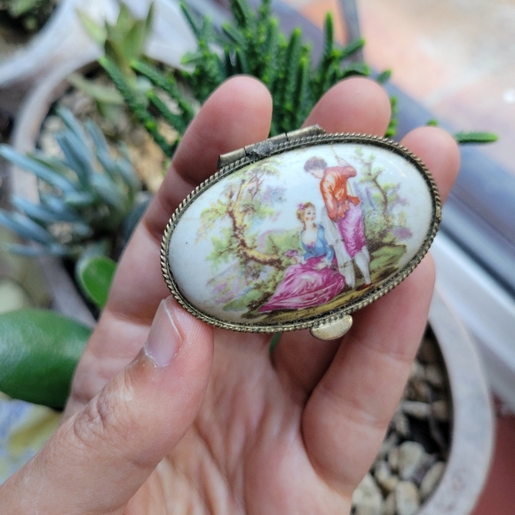 Accents | Vintage Cloisonne Victorian Ornate Trinkets Jewelry Snuff Box ...